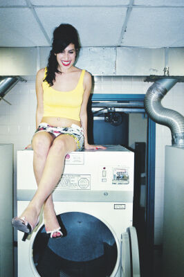 Amy Winehouse : Photograph: CM_AW007 | Iconic Licensing