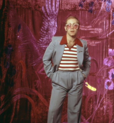 Elton John : Photograph: EC_EJ259 | Iconic Licensing