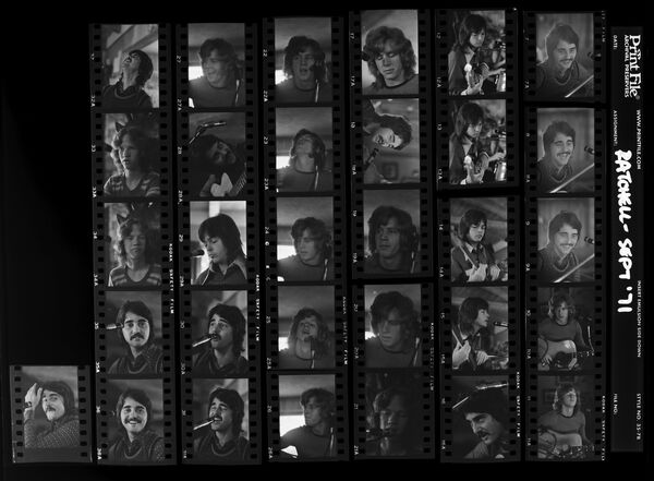 Ratchell : Contact sheet: EC_Ratchell_009 | Iconic Licensing
