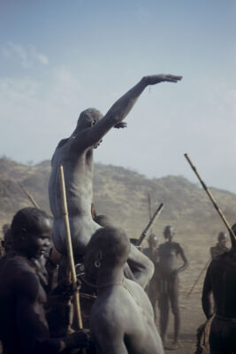 The Nuba : Photograph: GR_KC003 | Iconic Licensing