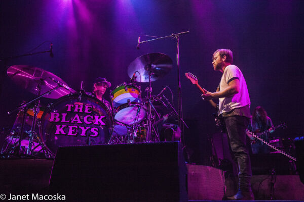 The Black Keys : Photograph: JM_TBK030 | Iconic Licensing