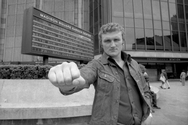 Joe Bugner : Photograph: MB_SP_JB008 | Iconic Licensing