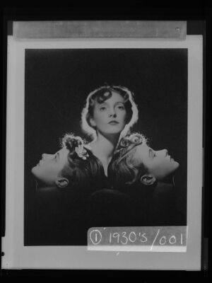 Paget Twins and Helen Trefusis : Contact sheet: NP04D4_1935_001 ...