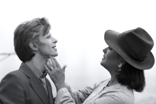 David Bowie & Elizabeth Taylor : Photograph: TON_DB214 | Iconic Licensing