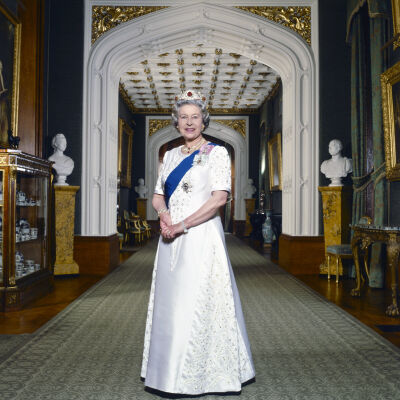 HM Queen Elizabeth II : Contact sheet: TON_HMQ039 | Iconic Licensing