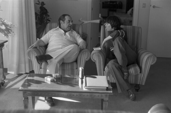 Liza Minnelli : Contact sheet: TON_LIM059 | Iconic Licensing