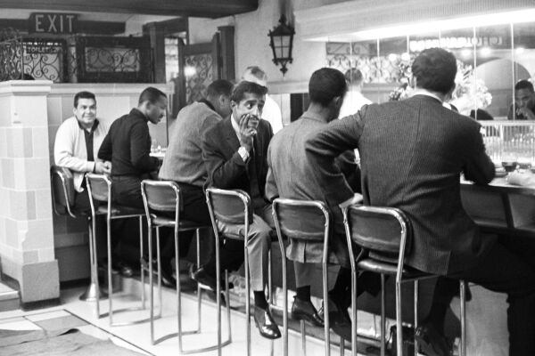 Sammy Davis Jr. : Photograph: TON_SDJ010 | Iconic Licensing