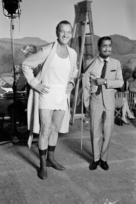 David Niven and Sammy Davis Jr : Photograph: TON_SDJinDN009 | Iconic ...