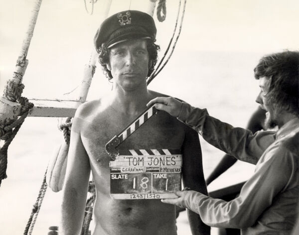 Tom Jones : Photograph: TON_TJ046_VP | Iconic Licensing