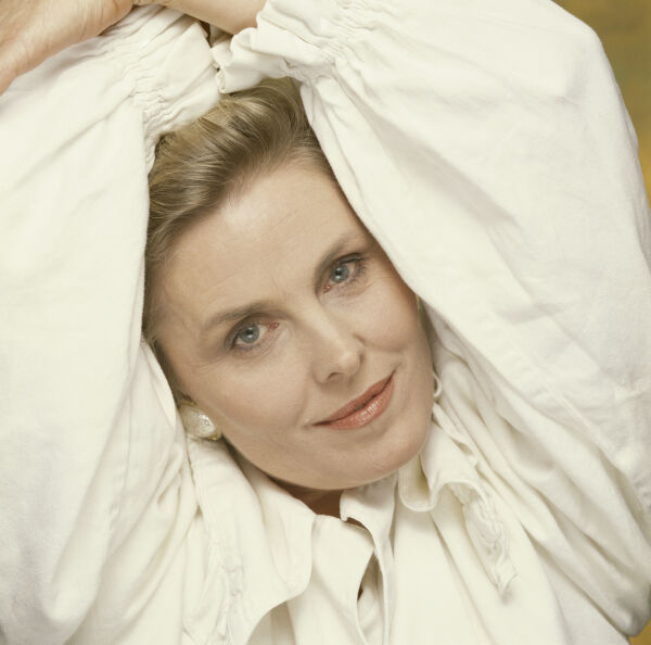 Leslie Kenton : Photograph: TON_TOA019 | Iconic Licensing