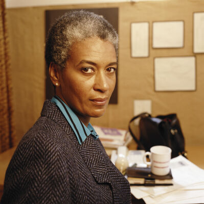 Beverley Anderson : Photograph: TON_TOC043 | Iconic Licensing