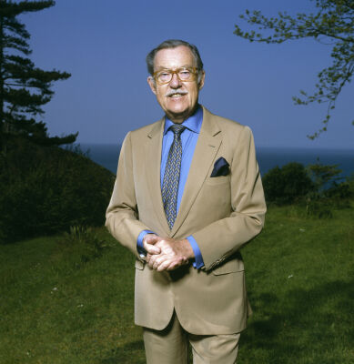 Alan Whicker : Photograph: TON_TOF148 | Iconic Licensing