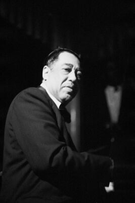 Duke Ellington : Photograph: TW_DE024 | Iconic Licensing